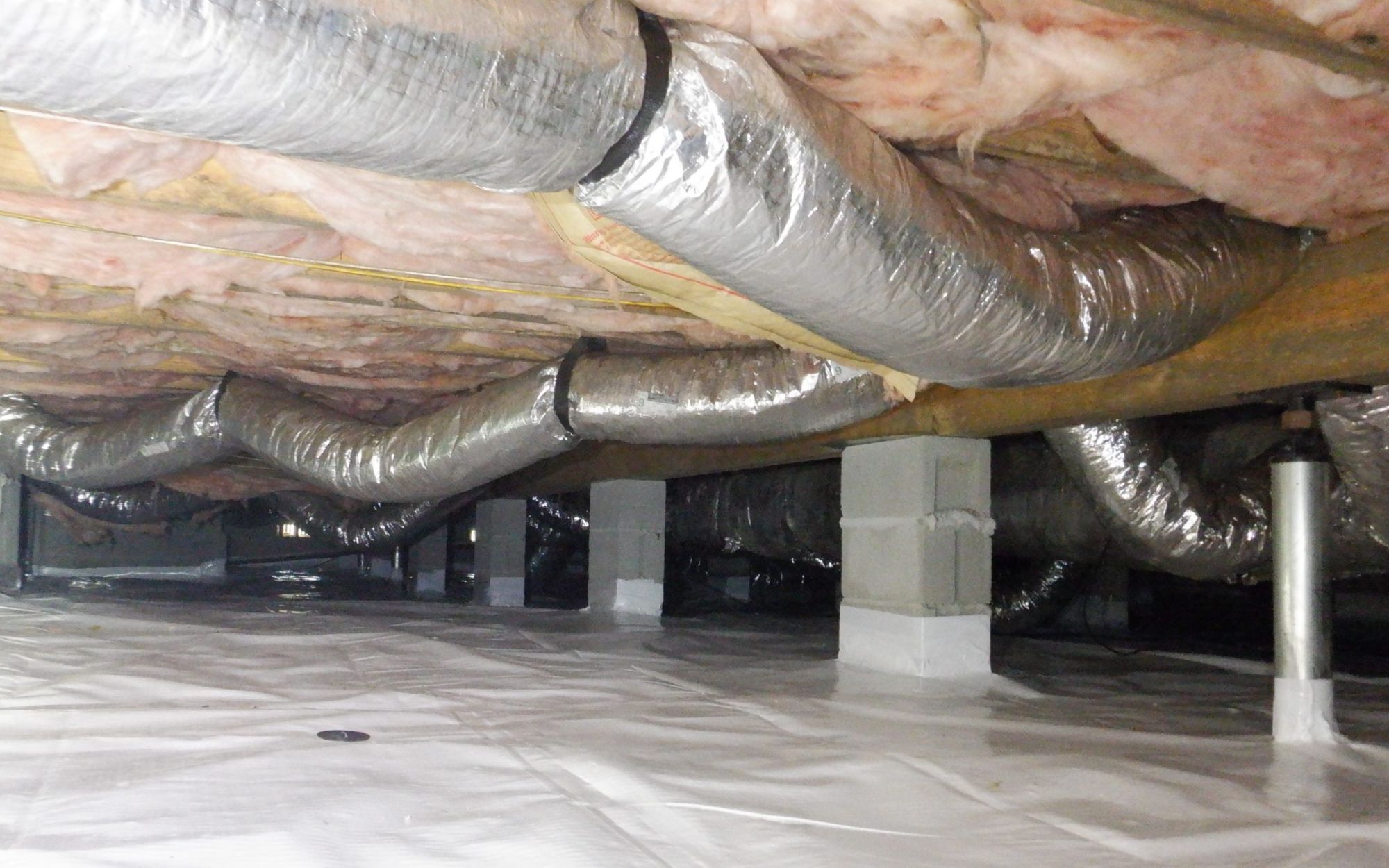 How To Control Crawl Space Moisture + Humidity