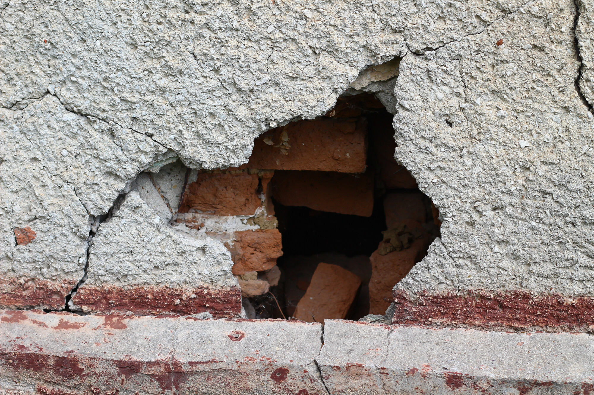 Can a House Collapse From Foundation Issues?